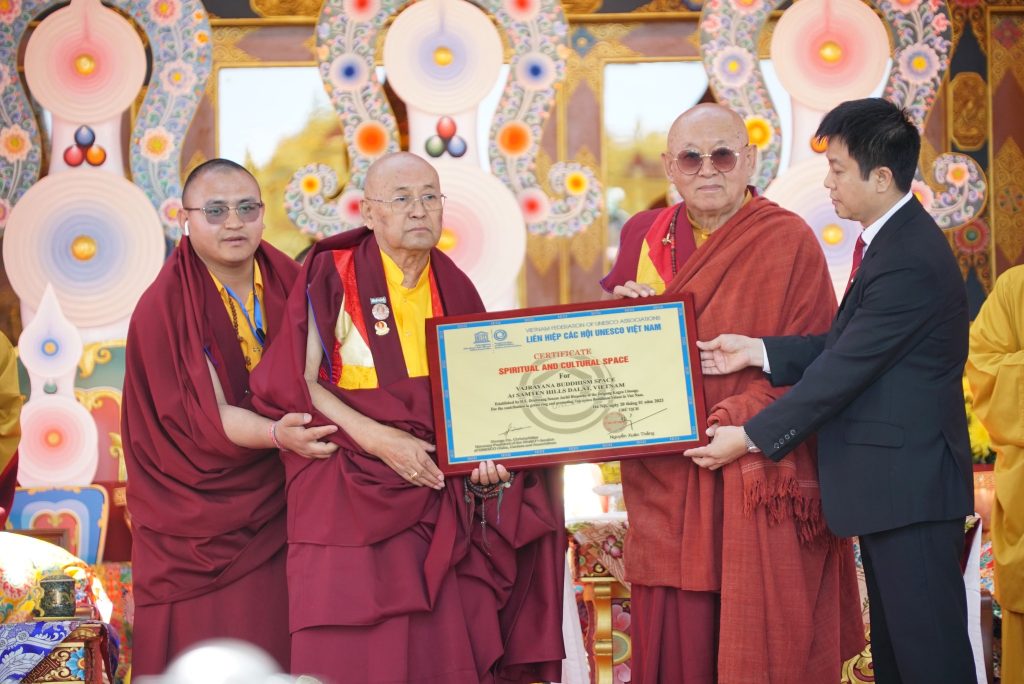 Samten Hills Dalat officially received the "Certificate of Cultural and ...